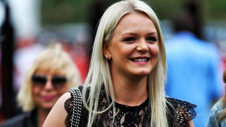 How to Swim Like Emilia Bottas?
